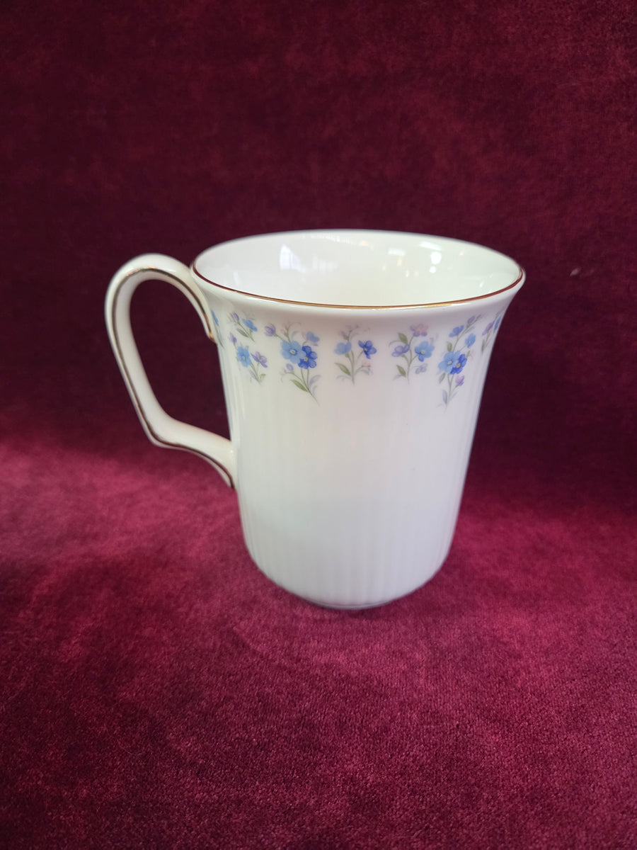Royal Albert Memory Lane | Corby's Antiques & Collectibles